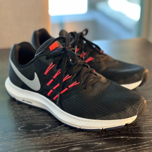 Nike | Shoes | Nike Run Swift Black | Poshmark